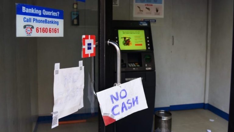 No Cash in ATMs: Big news! SBI 14000 ATMs, Axis 5000 ATMs are empty ...