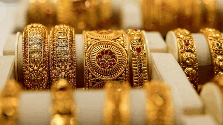 Gold-Silver prices fall today too, gold becomes cheaper by Rs 1798 in 3 ...