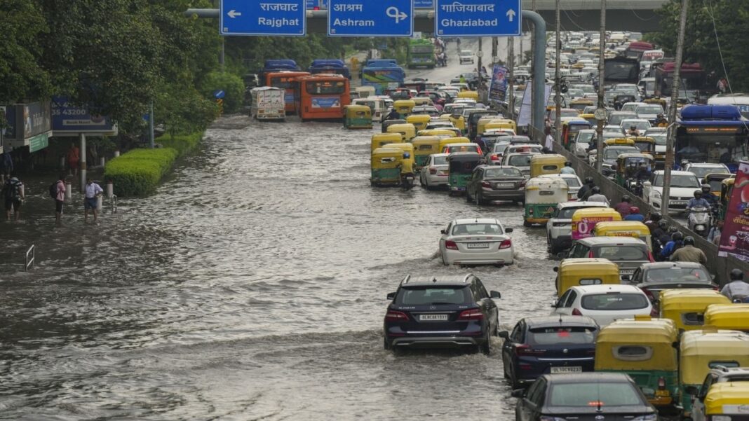IMD Issues Red Alert: There will be torrential rain in these 24 states ...